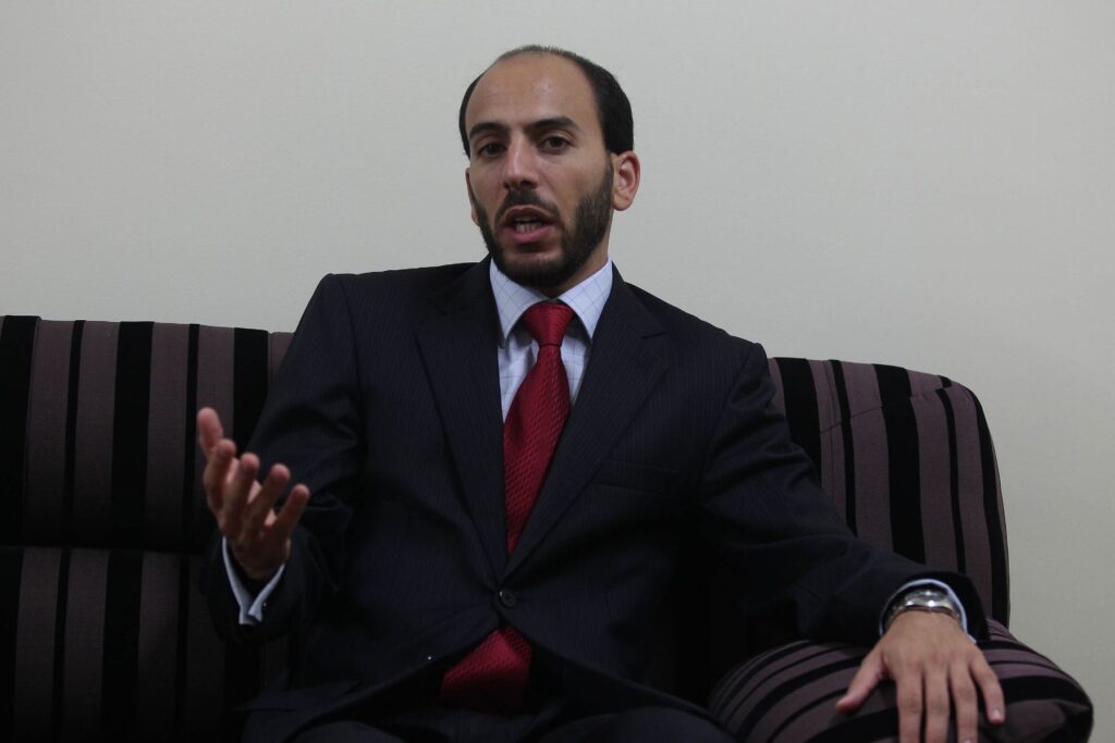 Entrevista al Dr. Gattas Abugattas acerca del supuesto espionaje entre ...